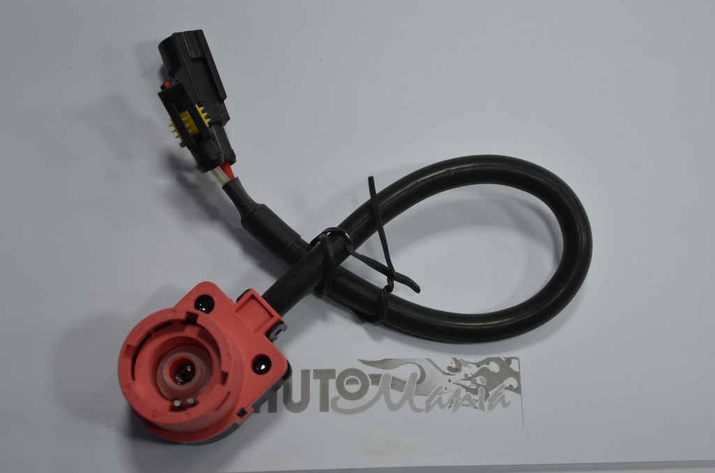 Букса с кабел за ксенонова крушка D2S - AutoManiaBG.com